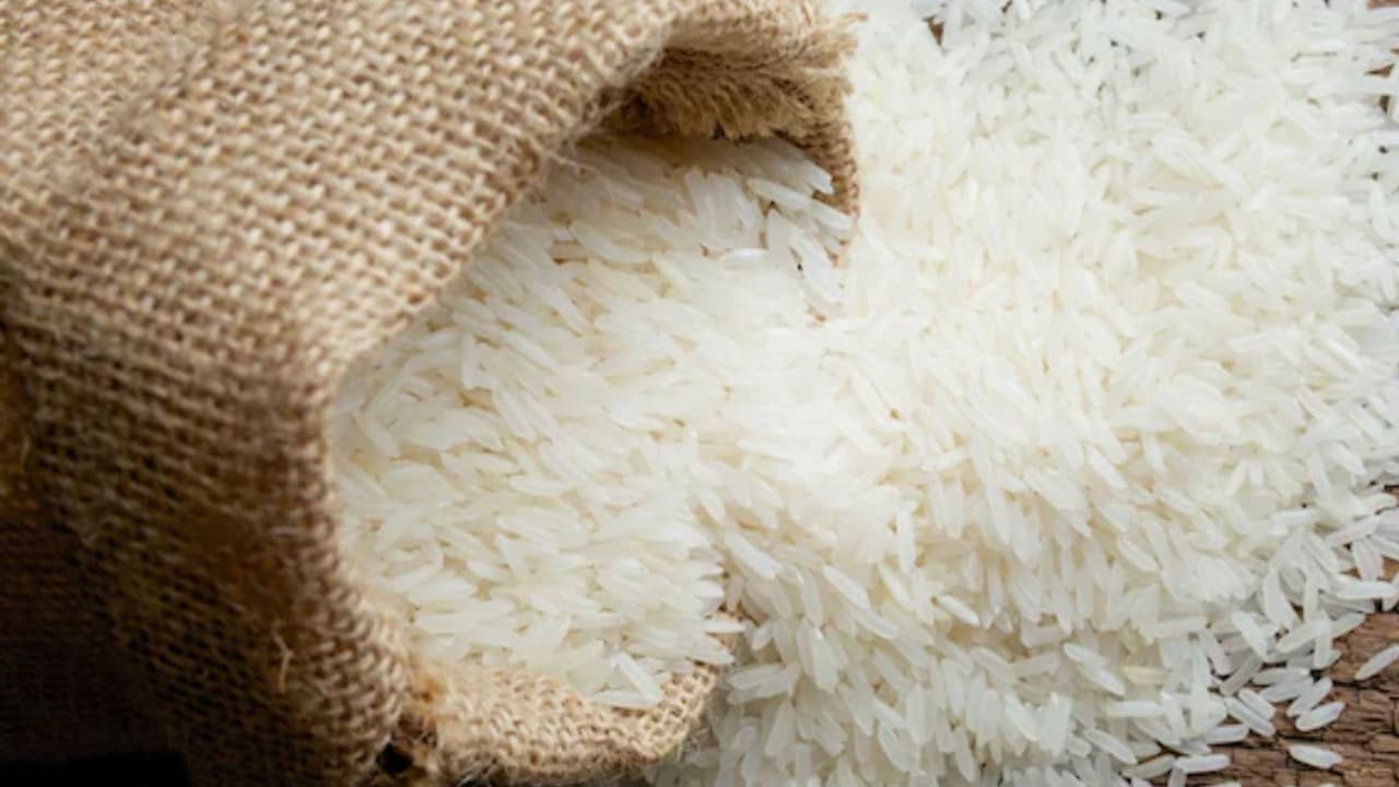 Bengaluru rice price hike: Rates surge Rs 6–Rs 10 per kg amid supply ...