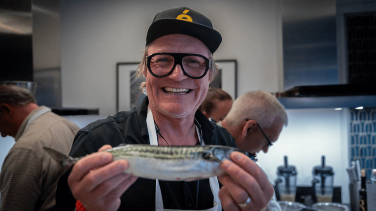 Veckans perfekta vintips, sotad makrill och viner med skärpa