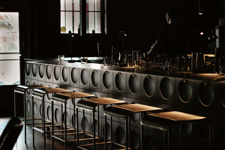 One of the best bars in America is in this buzzy Texas city, new report ...