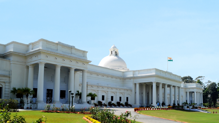 IIT Roorkee opens admissions for the 11th batch of its post graduate ...