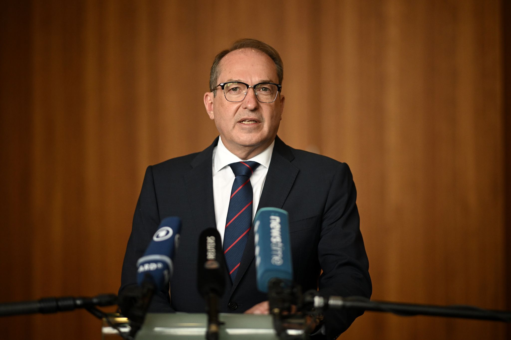 German minister expects agreement on EU return hub by end of year