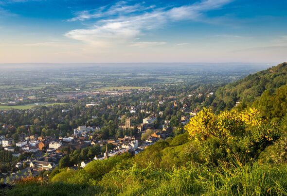 The pretty town that's the UK's 'best place to live' - 'jaw-dropping' walks