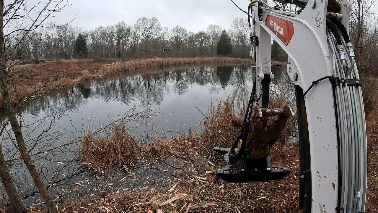 Learning mini excavator skills the beginner experience you need to see
