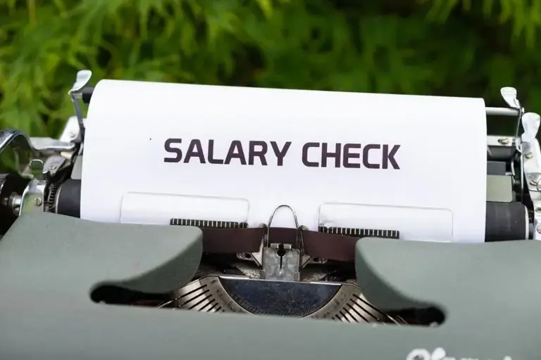 5 job posting phrases that should make any applicant think twice