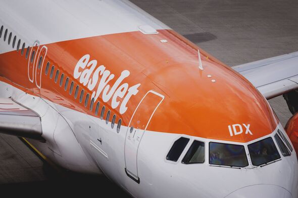 EasyJet urges passengers to follow simple rule to book cheap flights