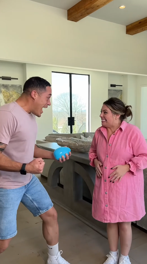 Creative baby gender reveal to a partner