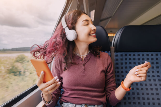 Modern public transport habits that are driving passengers mad