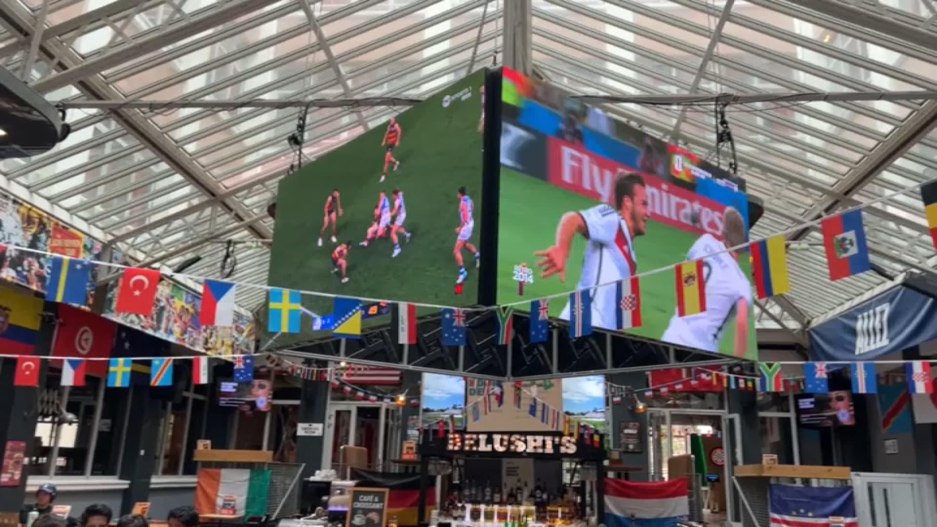 « On va passer 3000 litres de bière » : la Coupe du monde, période ...