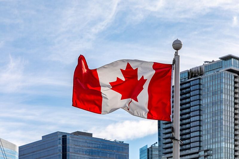Top 14 most beautiful flags in the world, ranked