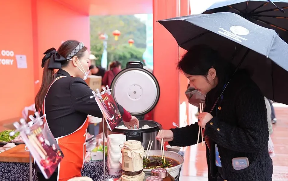 Exploring China’s eight great cuisines together
