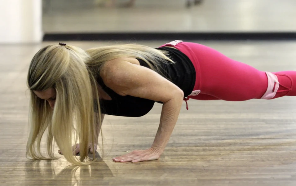 Trainers highlight triceps exercises for muscle and comfort
