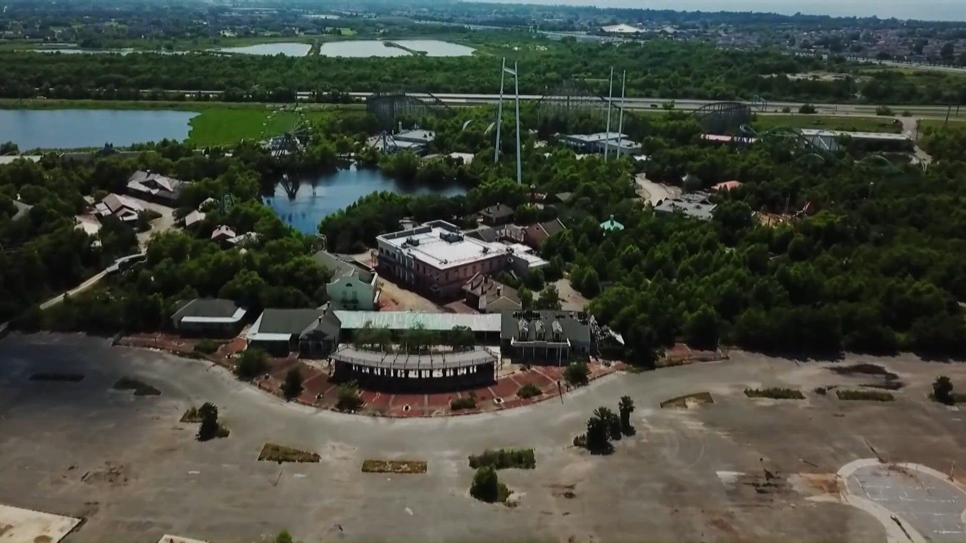 Six Flags redevelopment deal in jeopardy