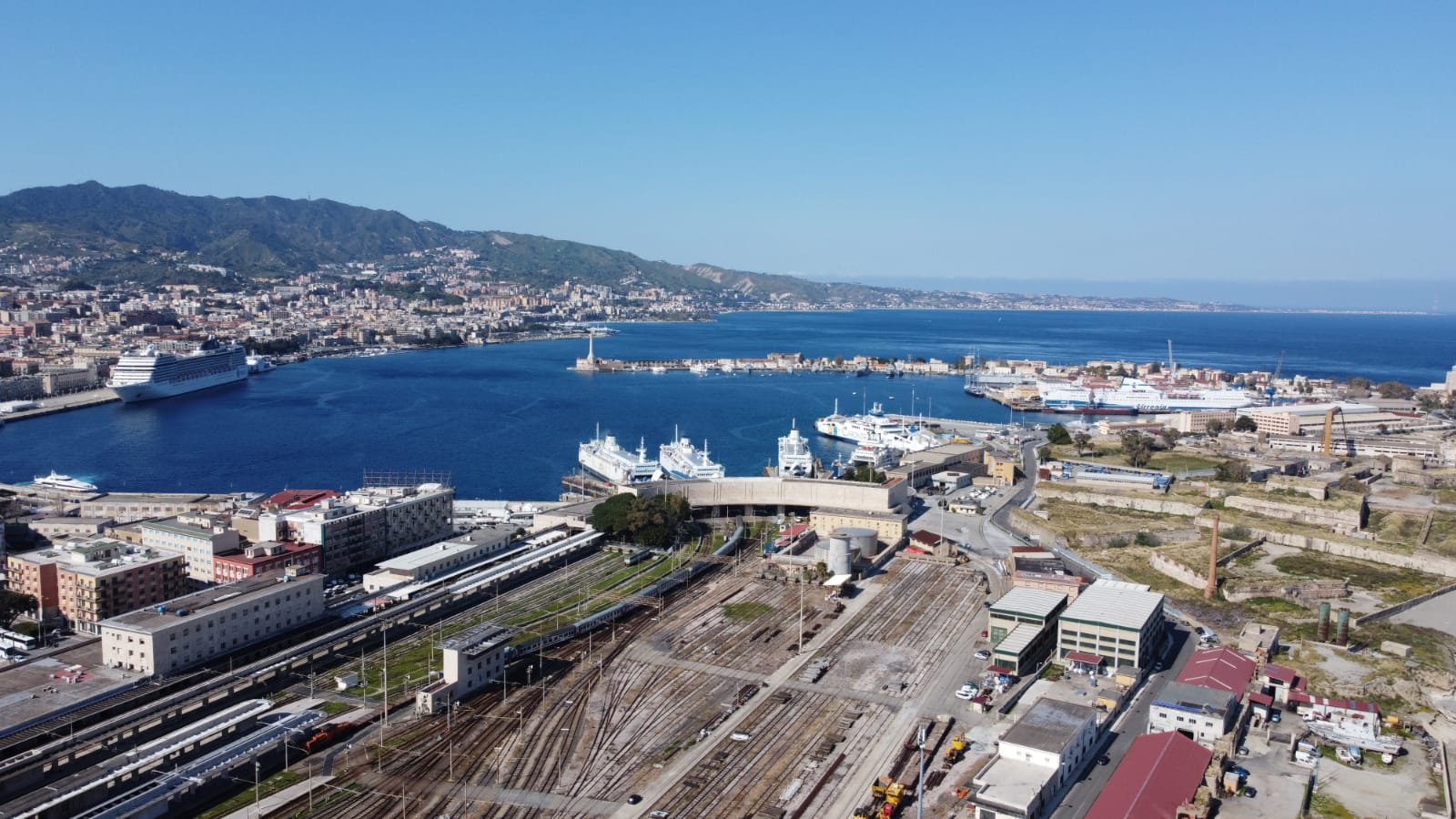La zona Falcata di Messina tra passato e futuro: una sfida che deve ...