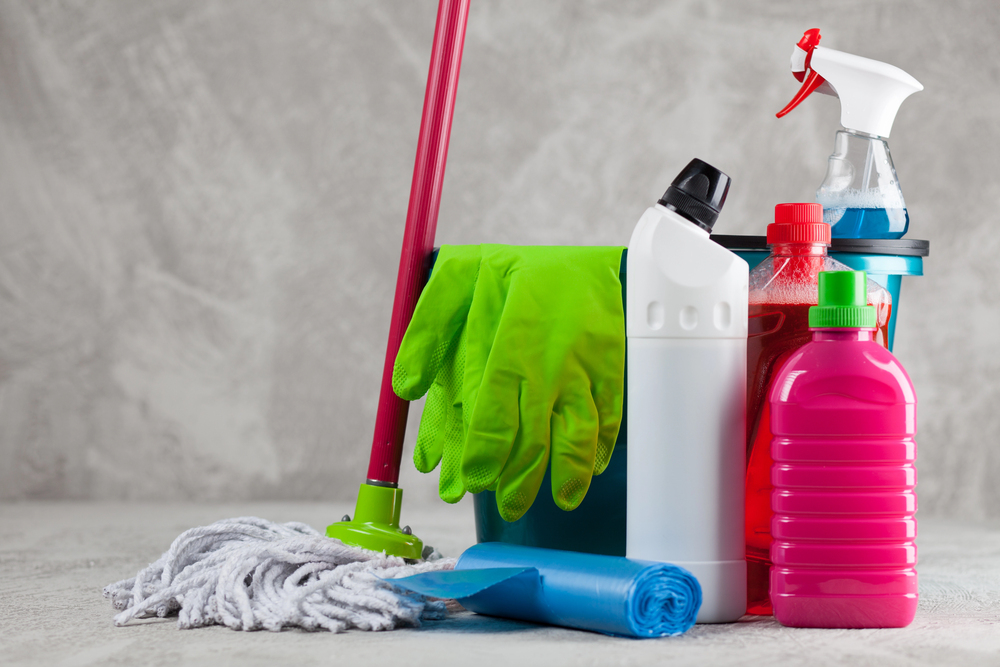 15 cleaning products with unexpected side effects
