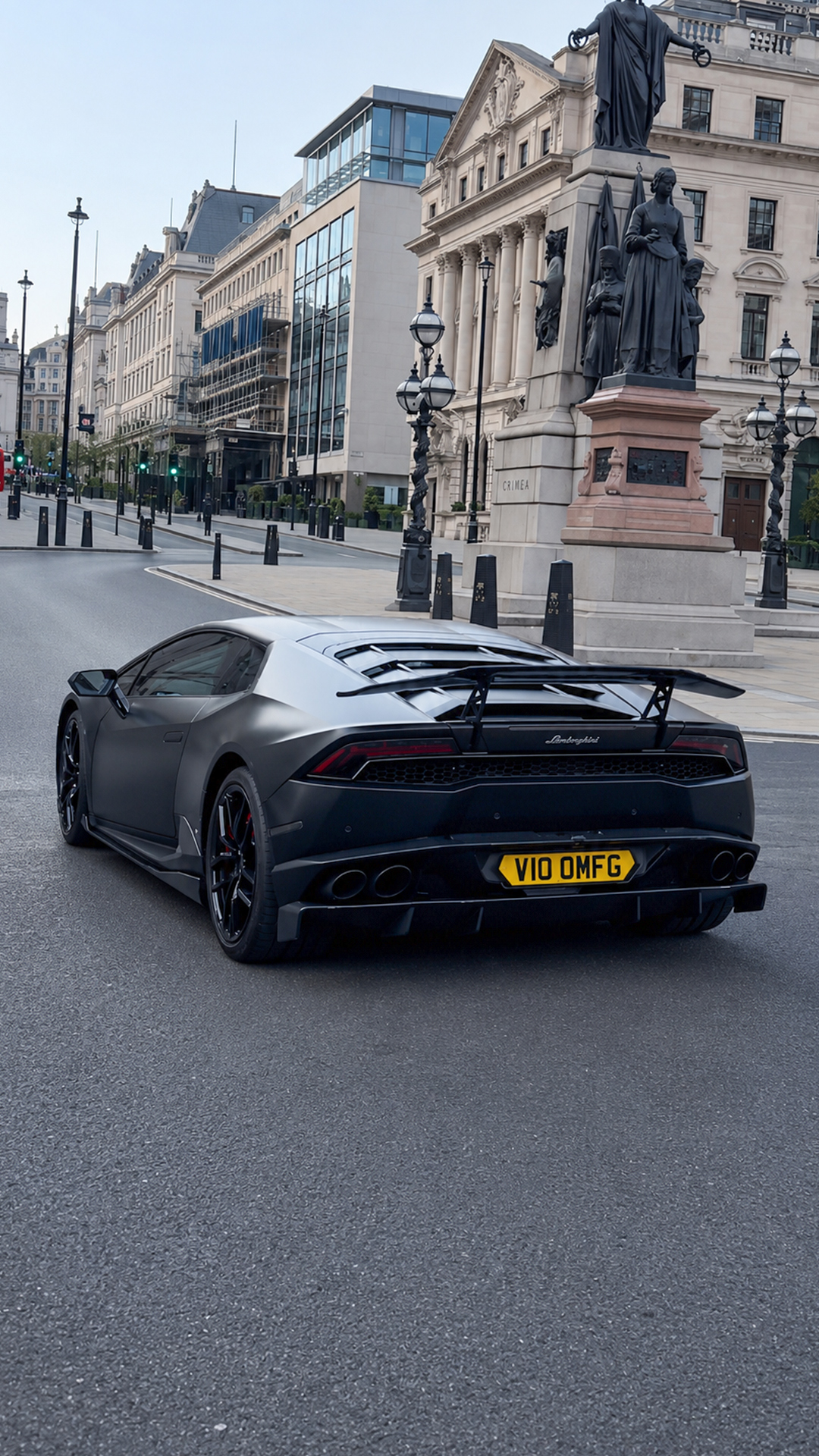 Lamborghini moving through central London in style