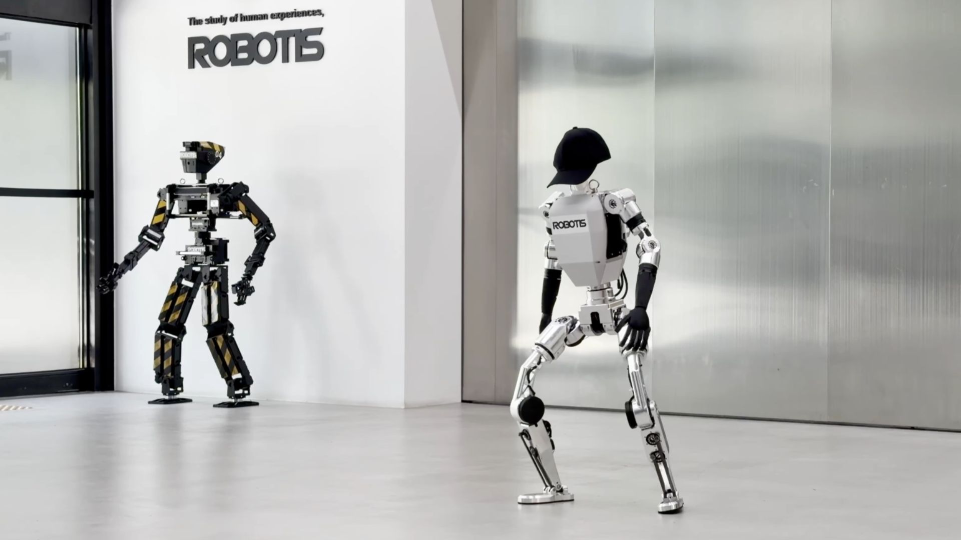 Watch: Korean humanoid robot performs viral K-pop dance, learns by ...