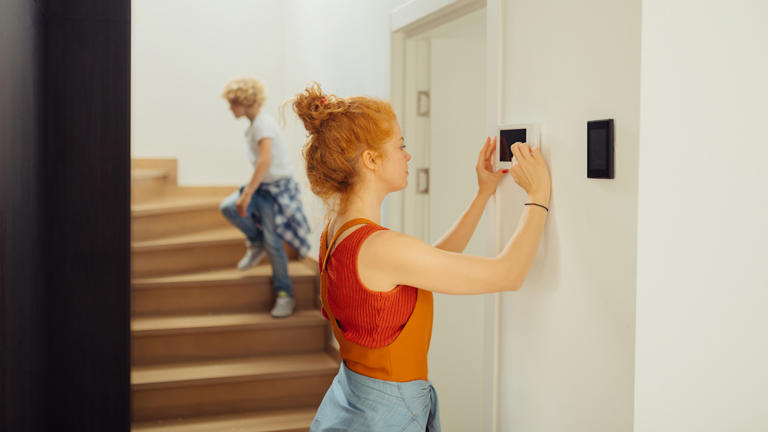 4 bills that quietly climb when temperatures rise — and how to adjust ...