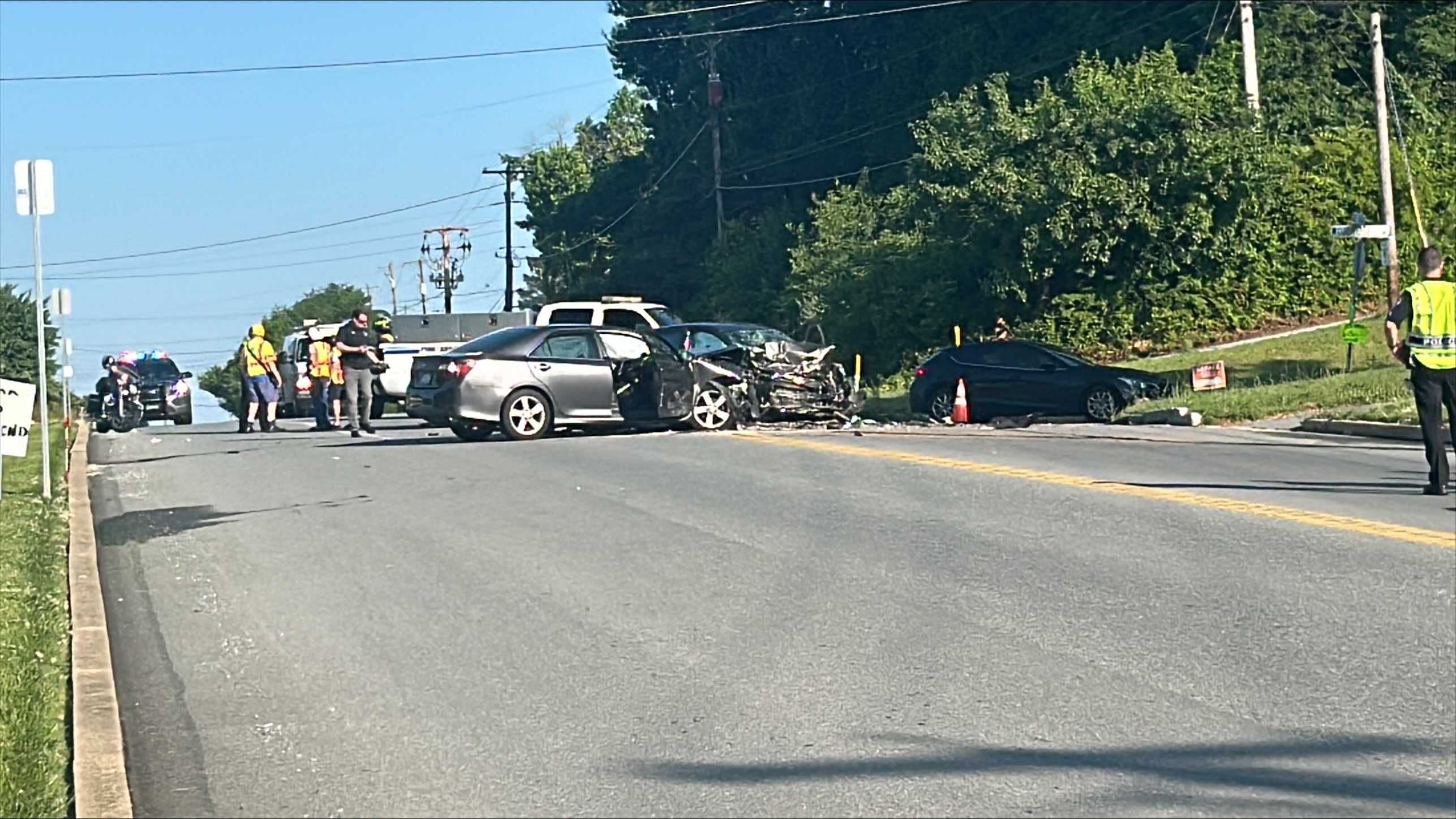 Deadly crash shuts down road | Police investigating
