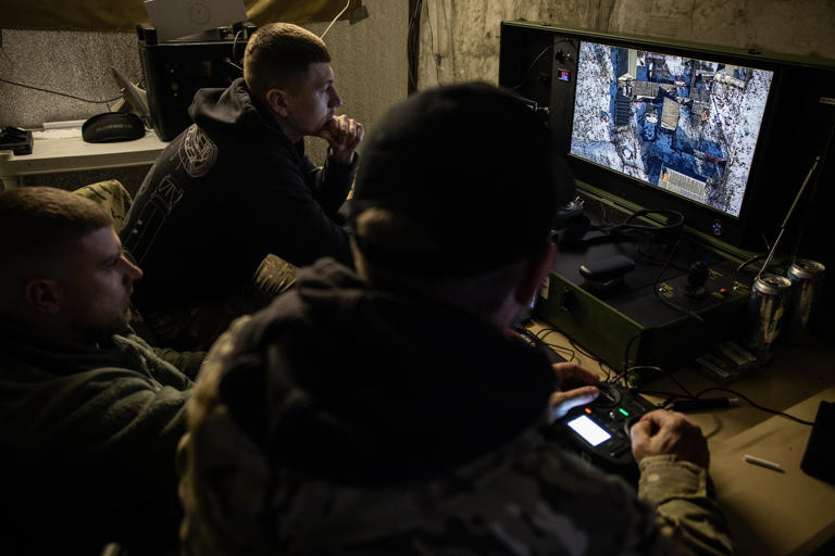 The front-line drone 'kill zone' is widening, up to 50 km in some areas ...