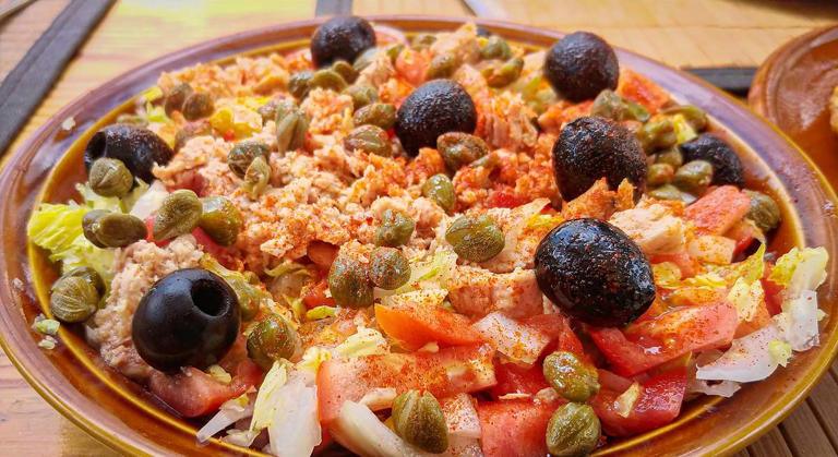 Los andaluces saben que la ensalada perfecta para combatir el calor se ...