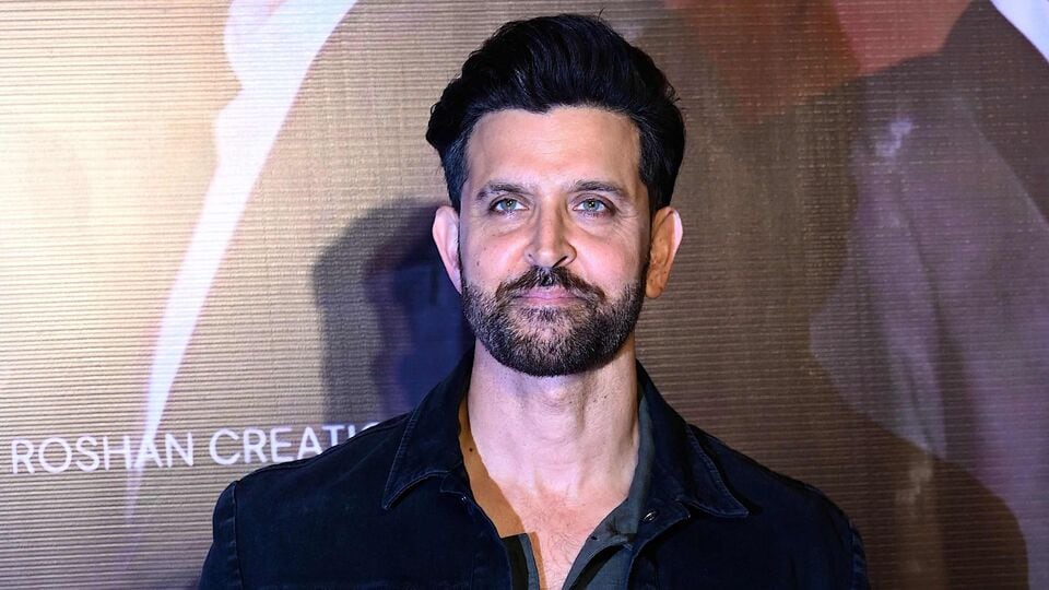 Hrithik Roshan replaces Shah Rukh Khan in Rajinikanth's Jailer 2 ...
