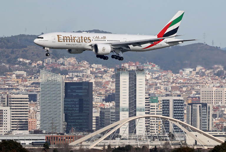 Etihad and Emirates airlines to offer insurance for international ...
