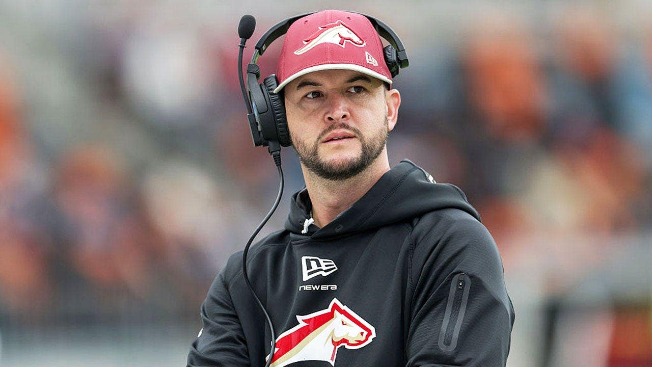 Former Alabama QB AJ McCarron goes absolutely berserk on his UFL team ...