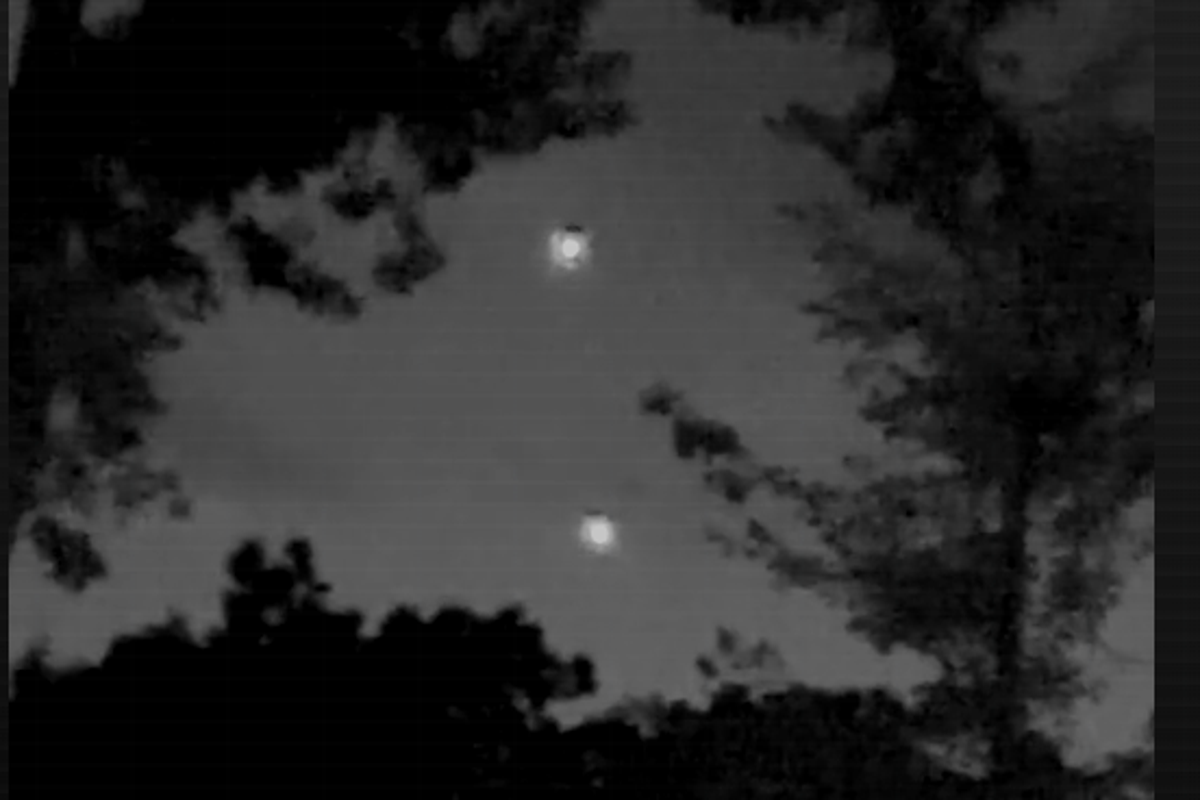 Red 'orbs' fill sky in new video from Pentagon's UFO files release