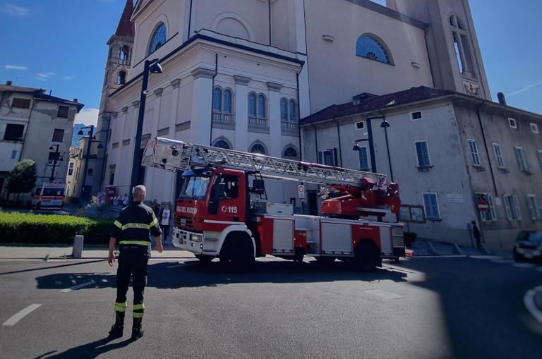 Cade e rimane bloccata in casa, intervento dei vigili del fuoco a ...