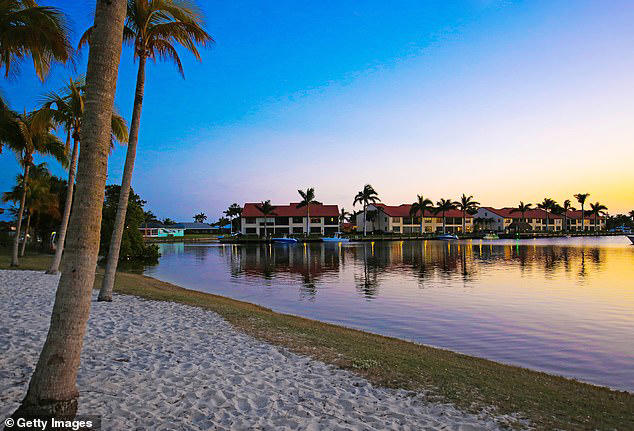 Experts: Sunny boomtown where buyers piled in. Now prices are sinking