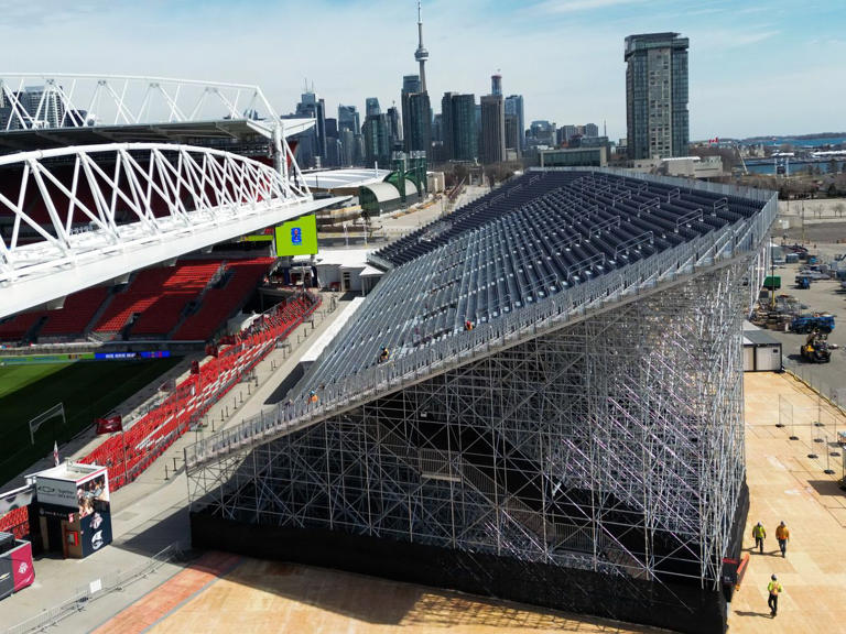 Toronto's towering temporary FIFA bleachers perfectly safe, builder ...