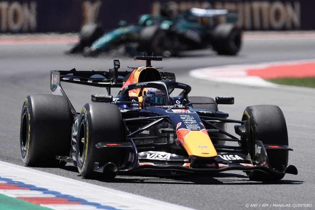 Vierde tijd Verstappen in eerste vrije training in Barcelona