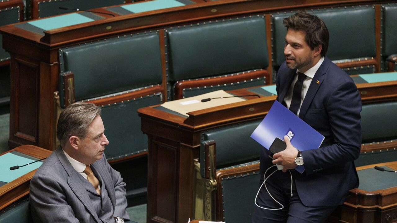 Rode lijnen moeten sneuvelen: regering moet nog 13 miljard euro vinden ...