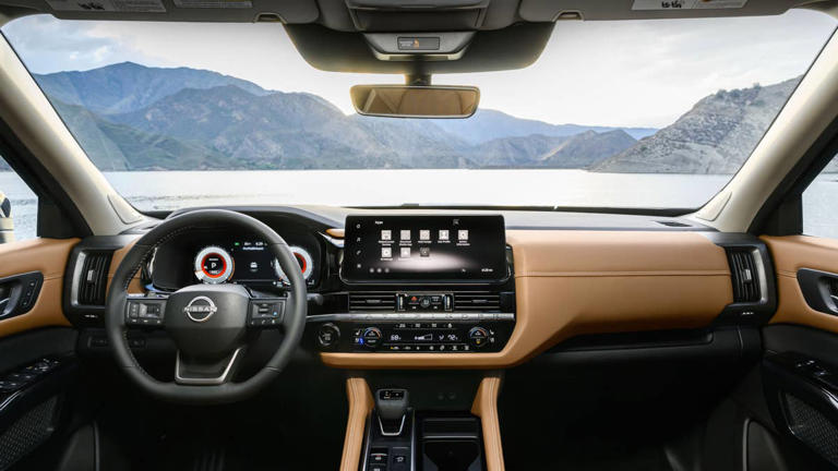 I drove the 2026 Nissan Pathfinder Platinum 4WD: Here’s my honest ...