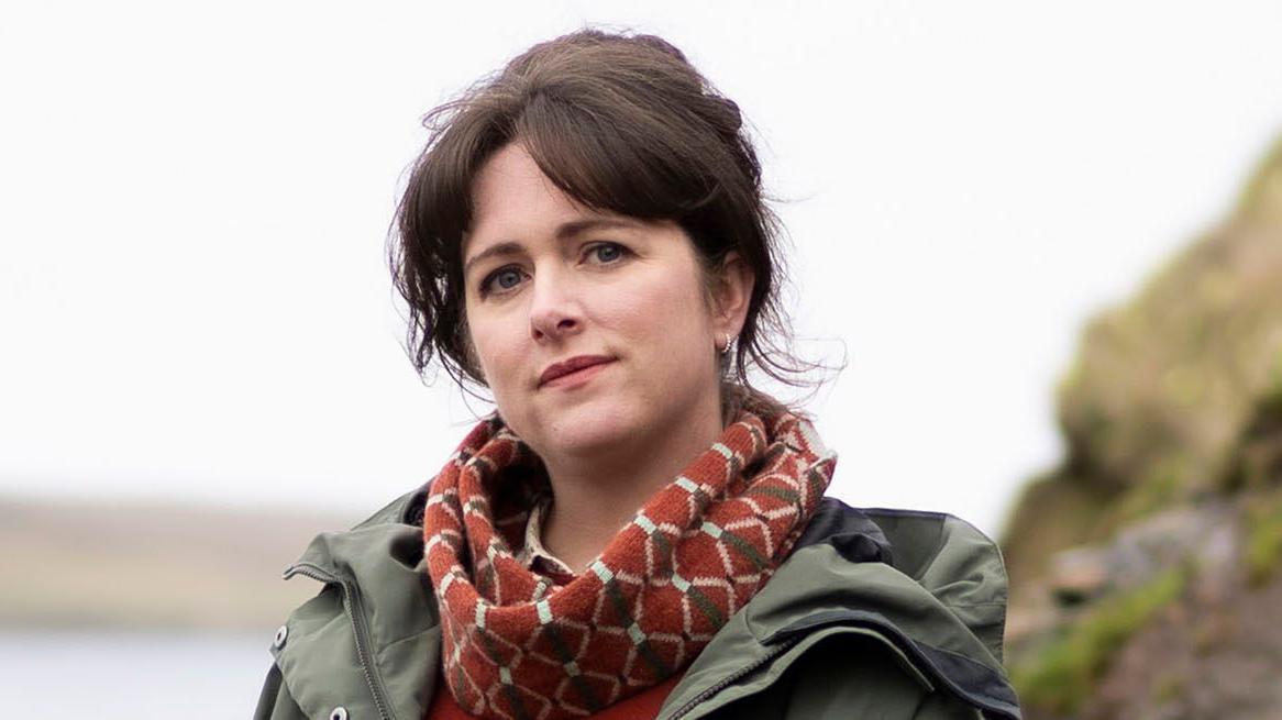 Fan favourite Tosh to leave Shetland TV show after 13 years