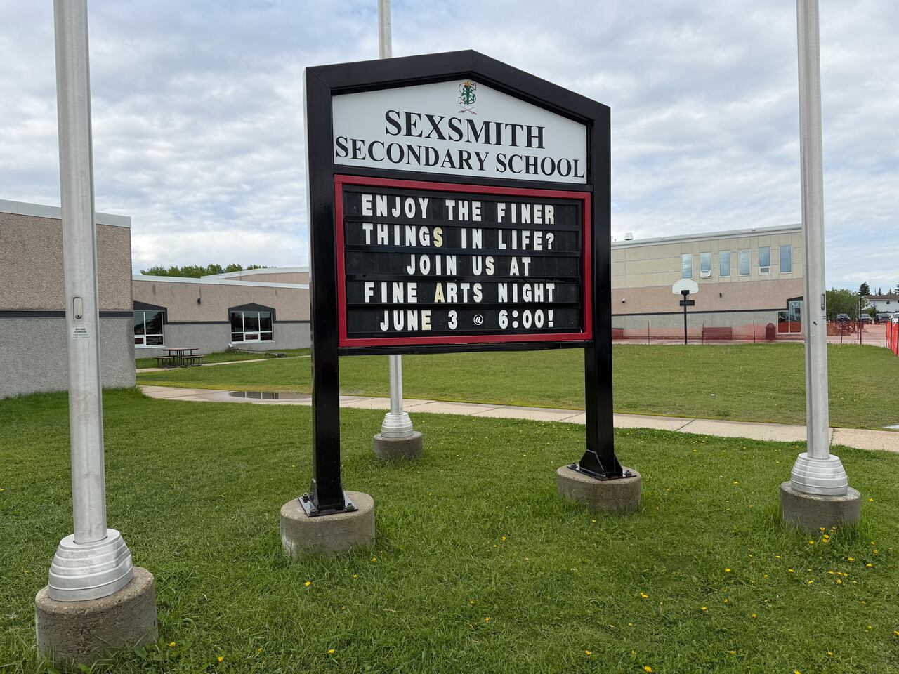 Lack of communication about school shooting threat upsets parents in ...