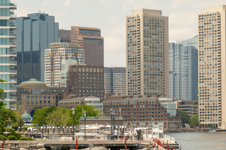 Boston bracing for stifling conditions, thunderstorms