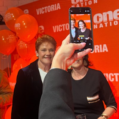 Hanson pledges to work with Coalition in Victoria as protesters target ...