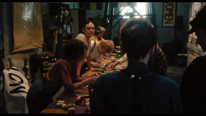 Night and day clip