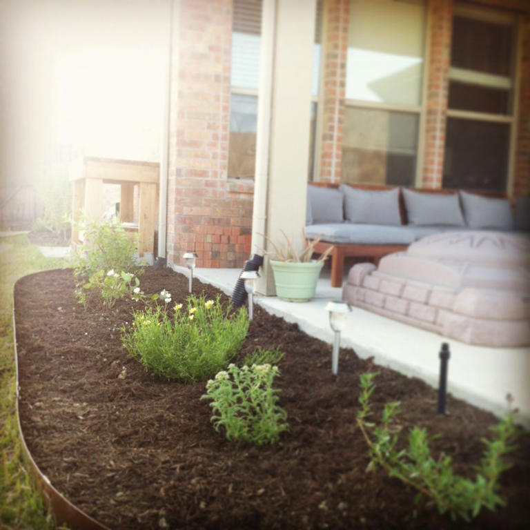 6 landscaping projects that boost your home's value, according to experts