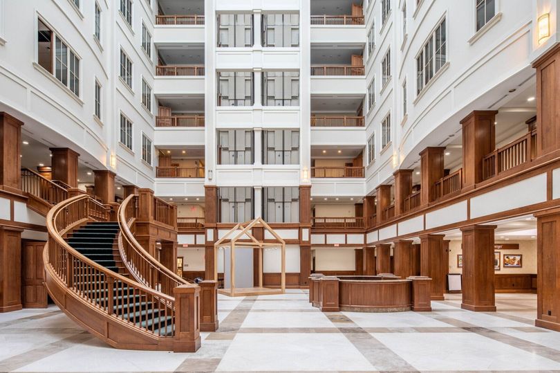 See inside the world's largest basket building that's listed for $8.5 ...