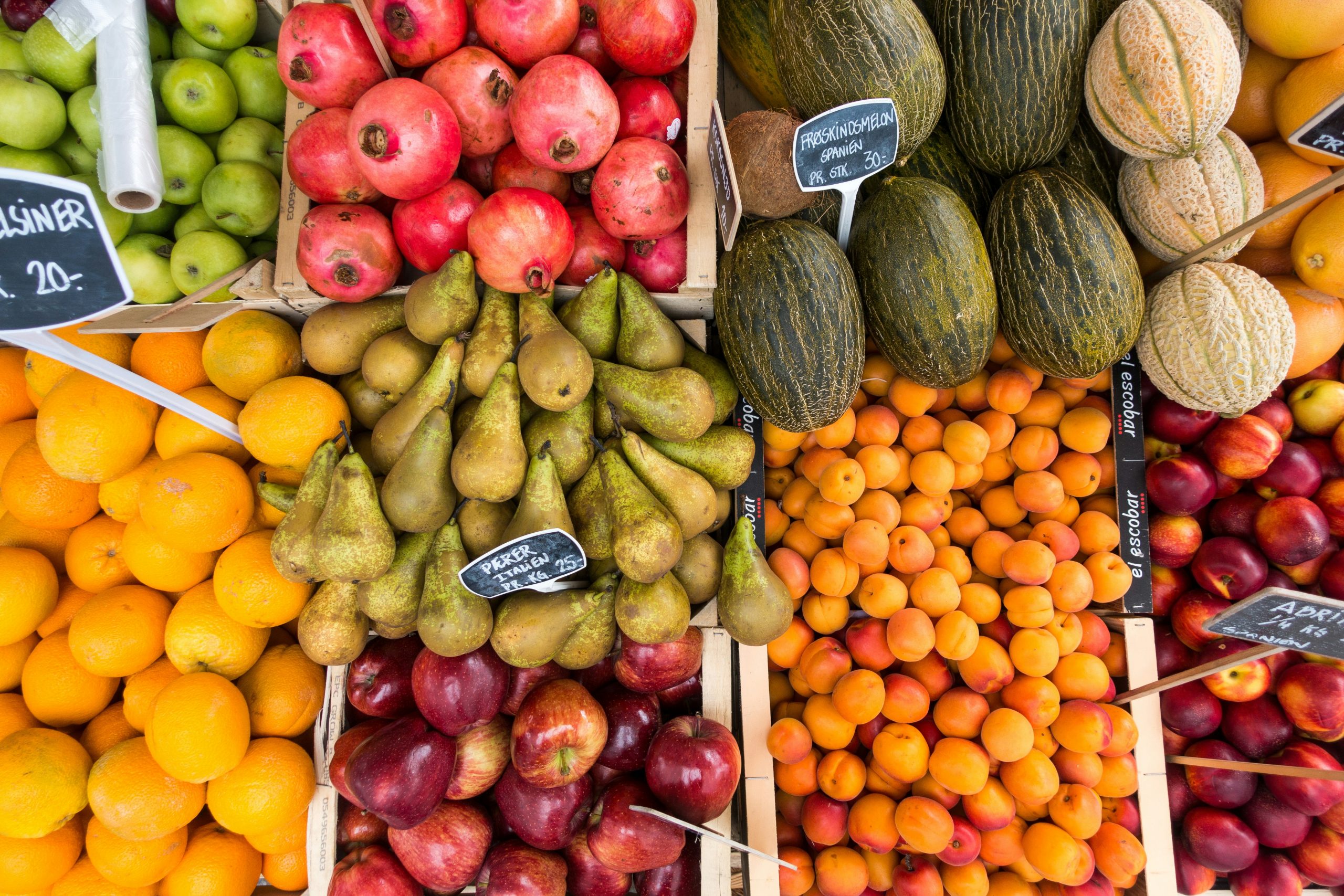 Why buying seasonal produce saves more than any coupon
