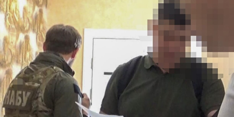 Ukraine anti-corruption agencies uncover road maintenance bribery ring
