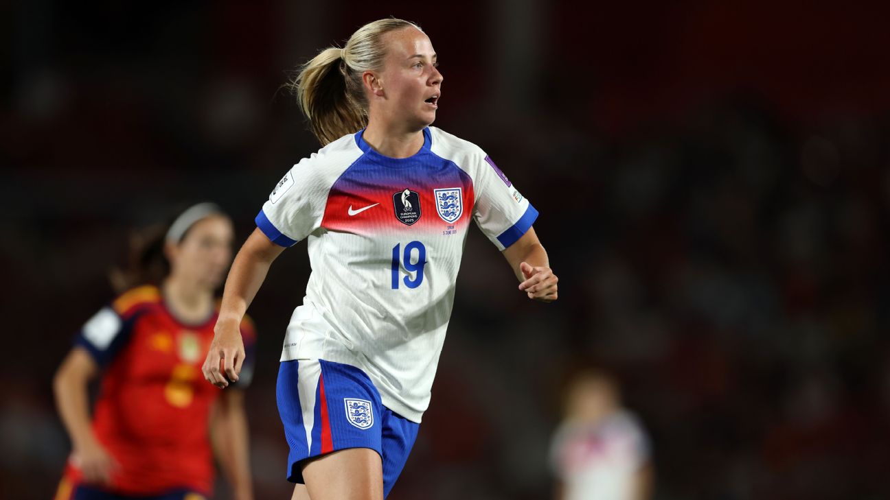 Manchester City announce signing of Beth Mead from Arsenal