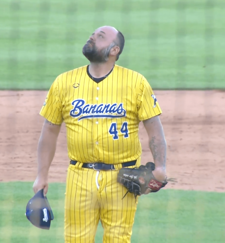 Joba Chamberlain makes emotional Savannah Bananas appearance to honor ...