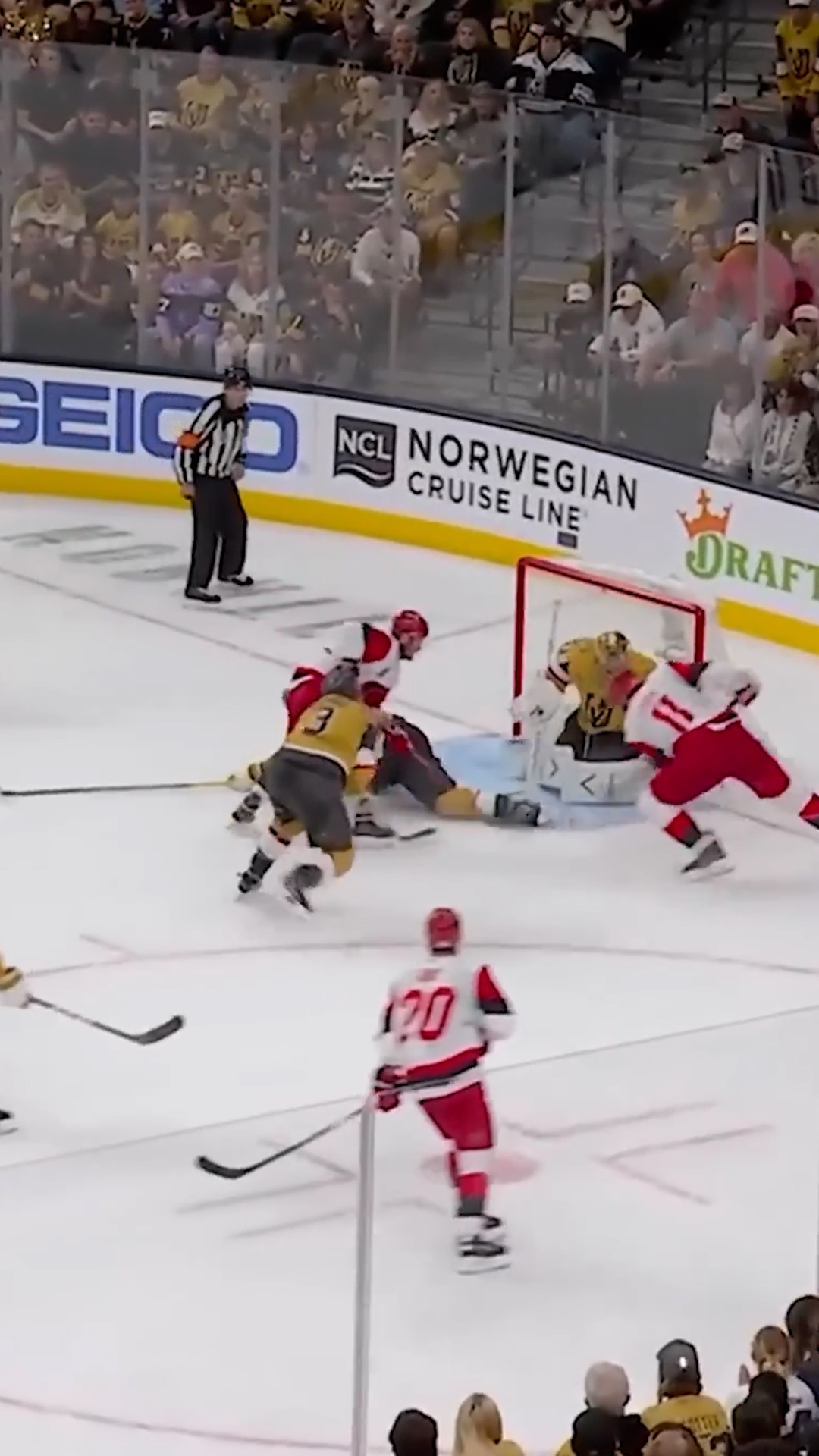 Hurricanes complete 4-goal comeback in Stanley Cup Final OT