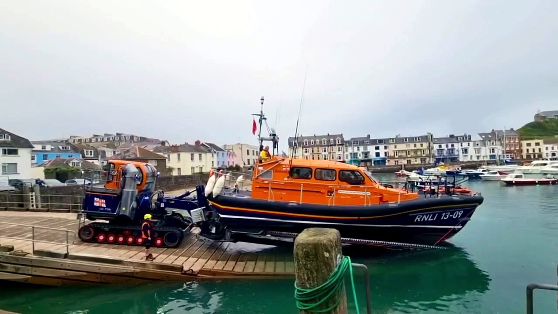 Ilfracombe's all-weather lifeboat being launched on a joint rescue ...