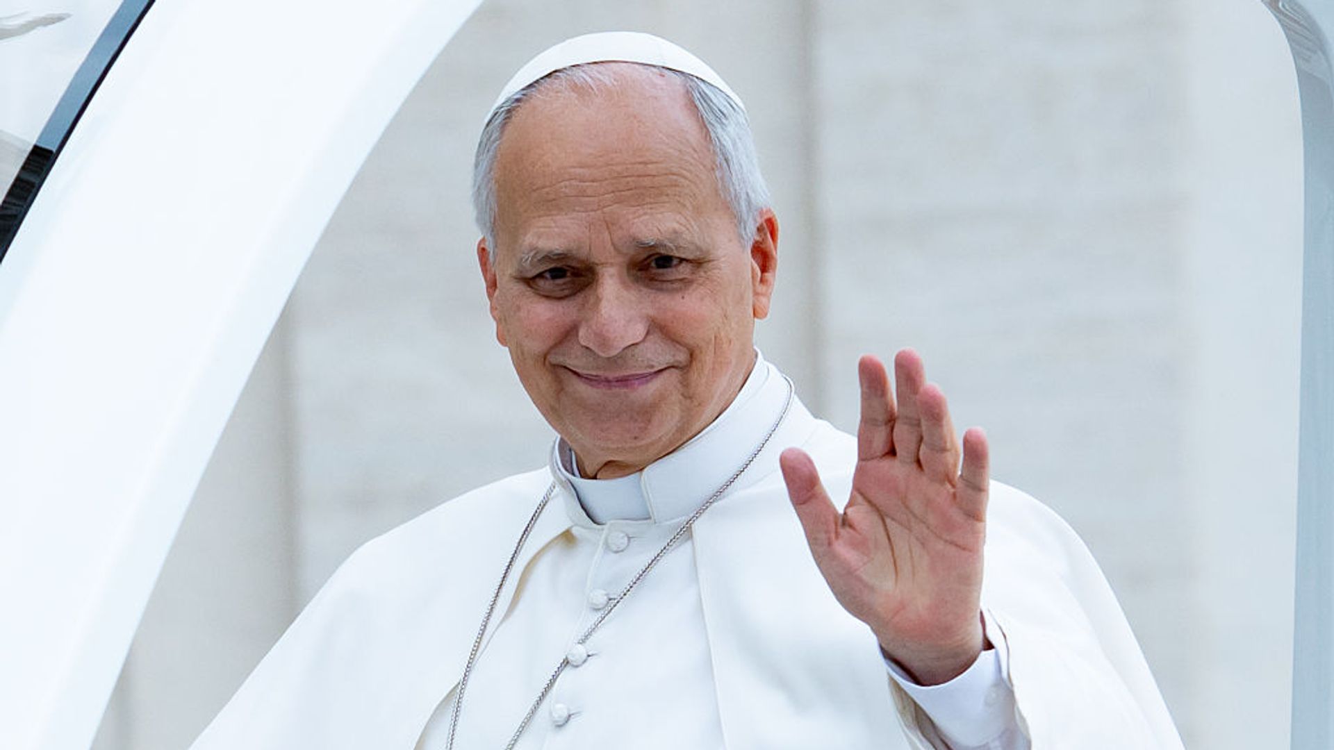 El Real Madrid eleva al papa León XIV a su máxima distinción: nuevo ...