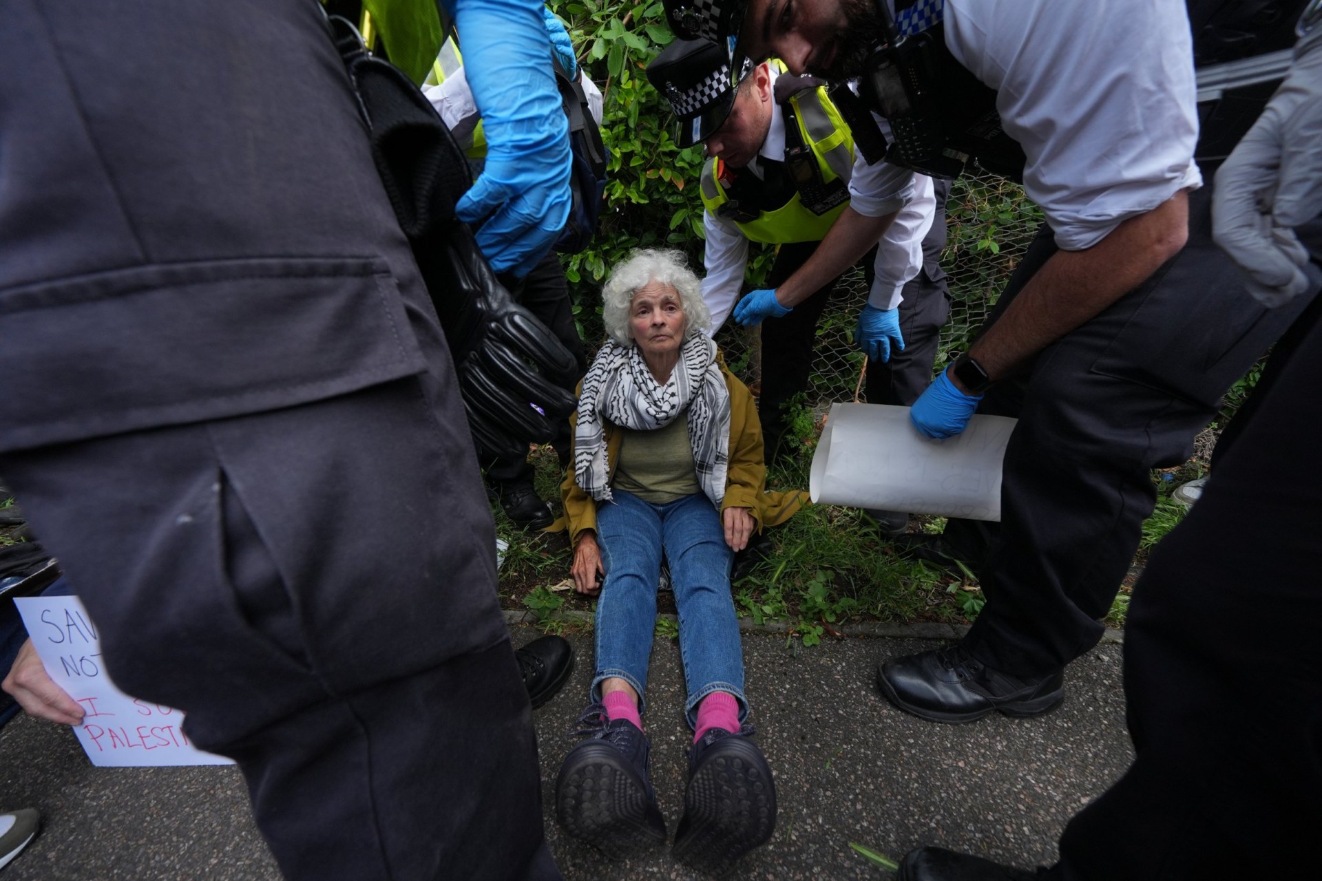 More than 100 people arrested during protest outside London court