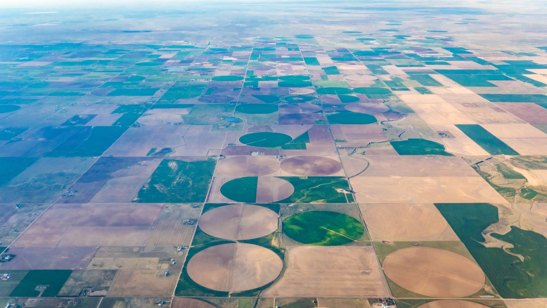 America's largest underground water supply is steadily running dry